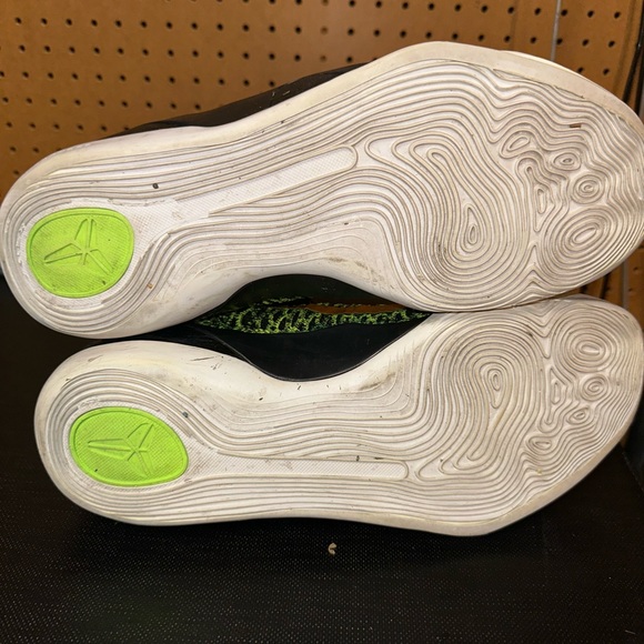 Nike | Shoes | Kobe 9 Size 2 Victory With Og Box | Poshmark